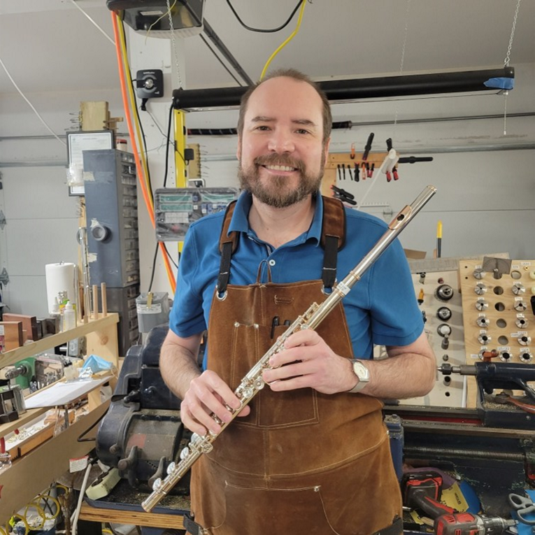 When It Hurts to Play Flute: Ergonomic Aids That Can Help the Pain ...